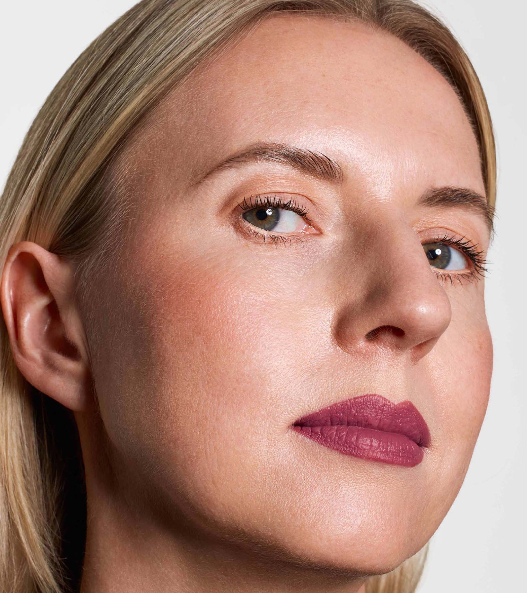 Velvet Love Lip Liner (Amela)